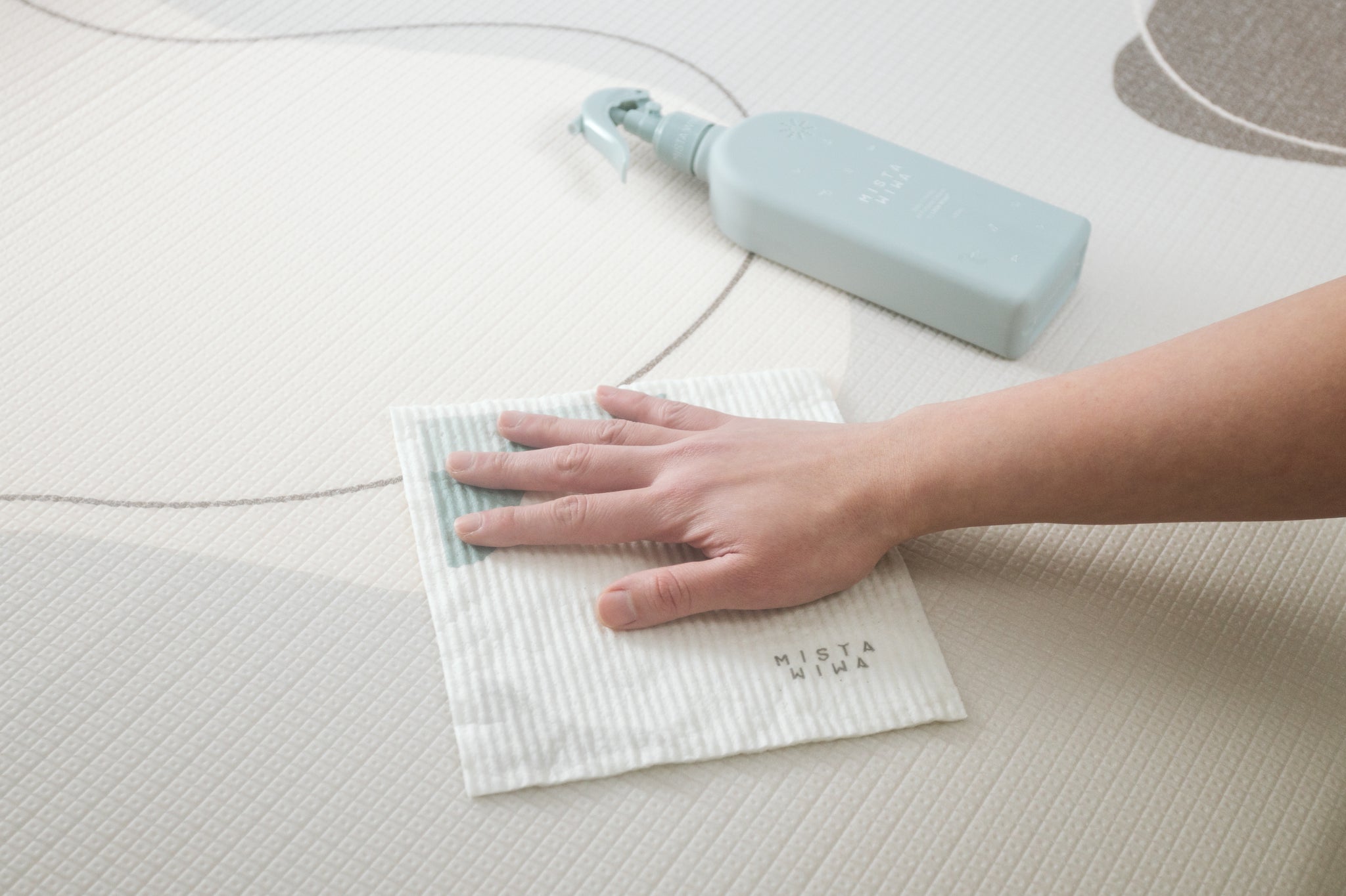 A Complete Guide to Cleaning TPU Baby Play Mats: Keeping Your Little O